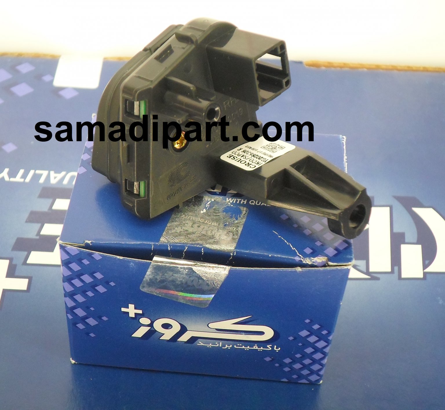 کلید فرمان 207 و رانا پلاس راست (تلفن) کروز (CR33150601) – لوازم یدکی کروز